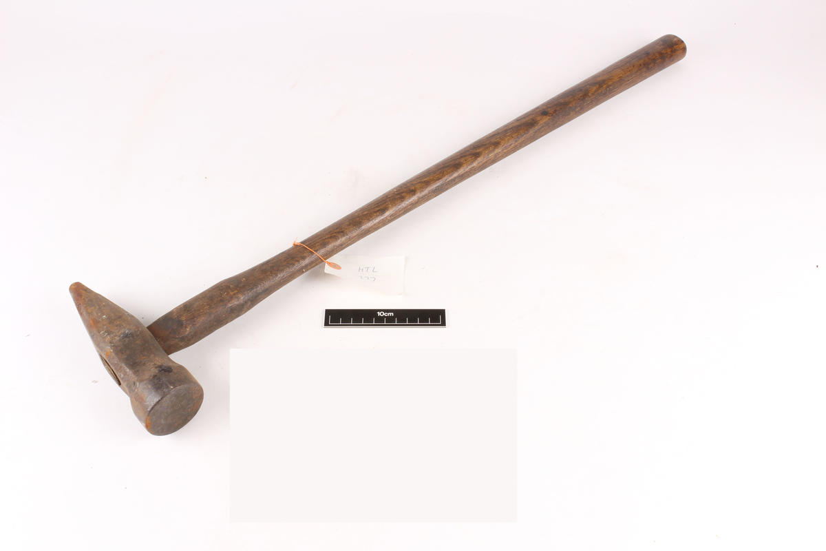 Shipwright's Hammer - Chatham Historic Dockyard Trust